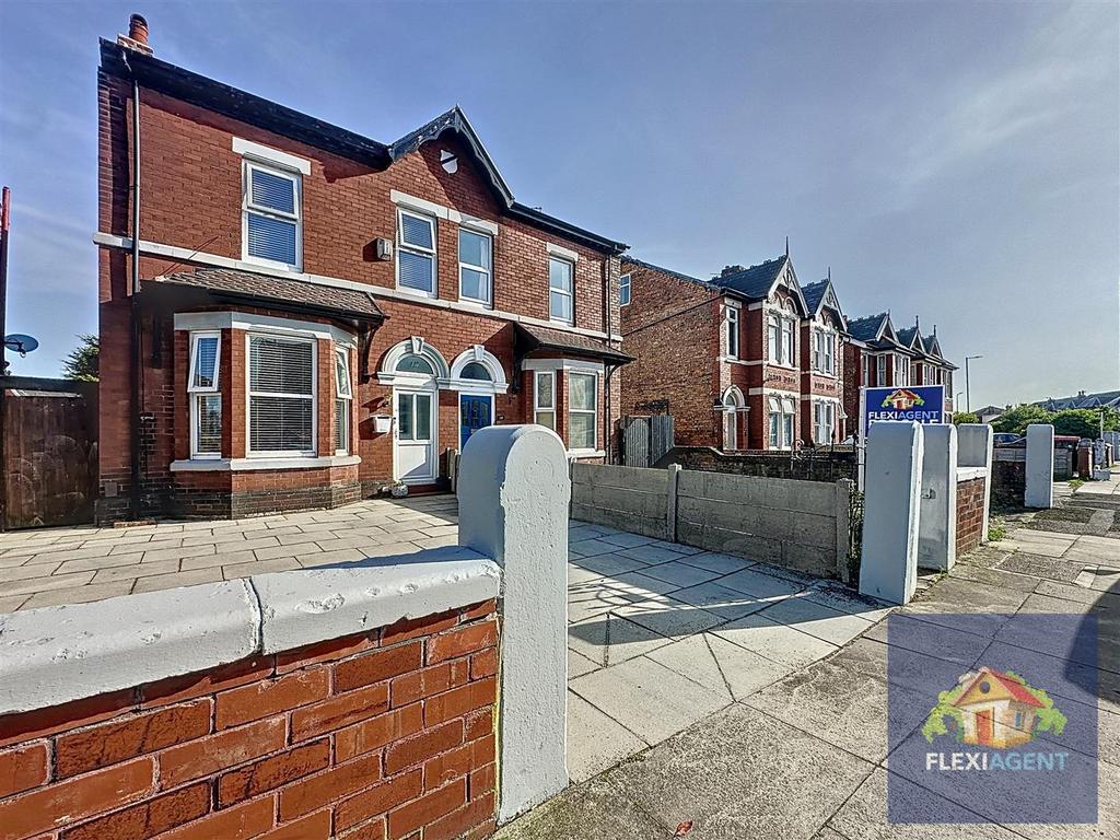 Tithebarn Road, Southport PR8 3 bed semi-detached house for sale - £230,000