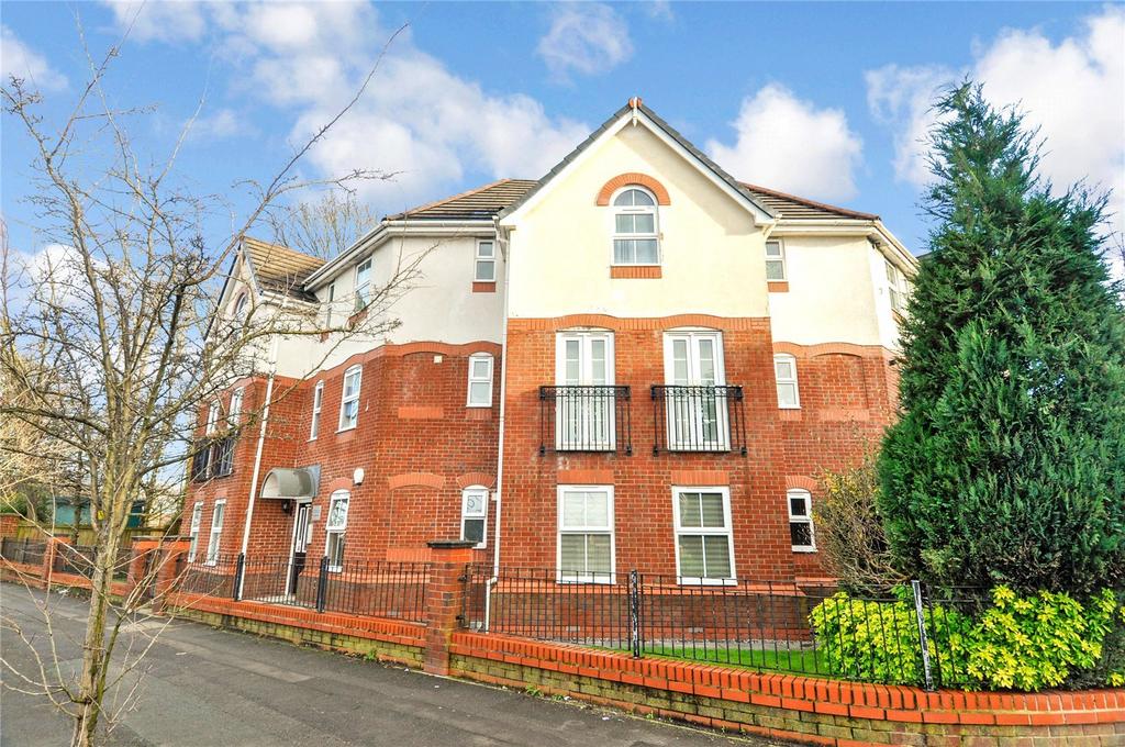 Parrs Wood Road, Manchester, M20 2 bed flat - £175,000