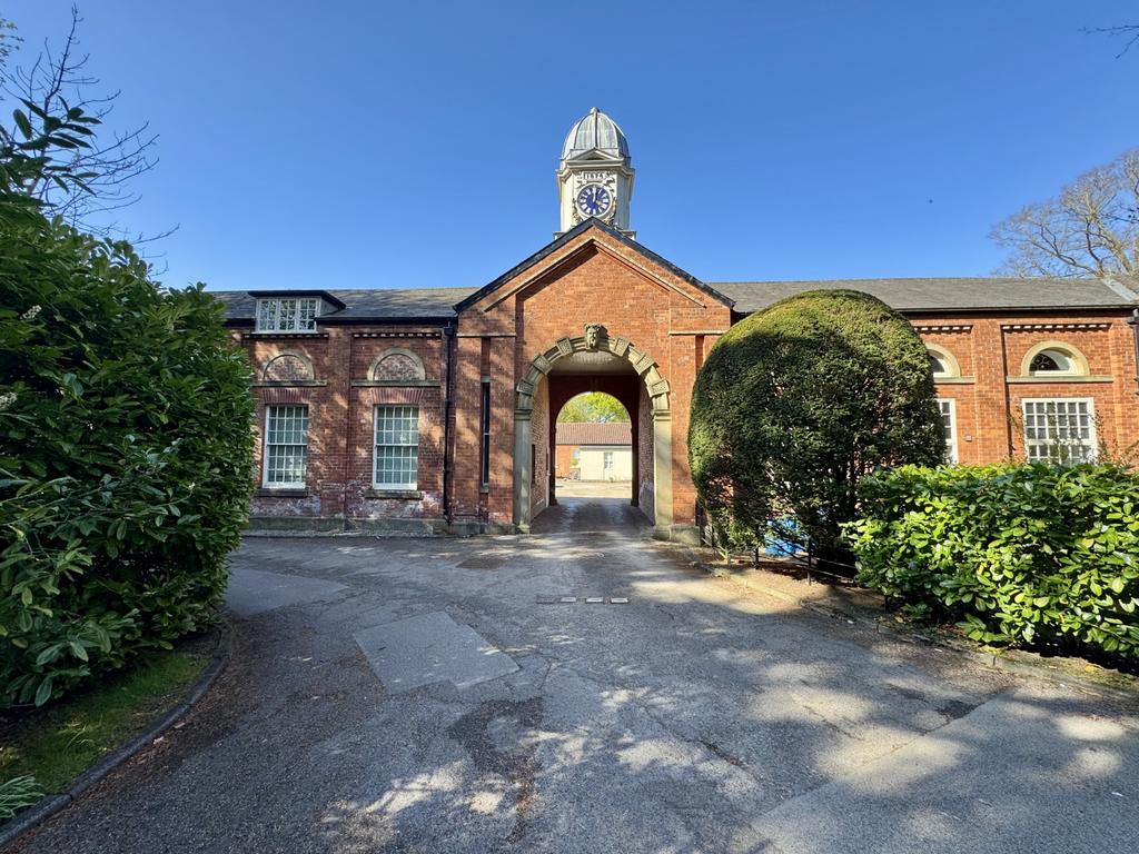 Stable Mews, Redwood Drive, YO25 8UH 3 bed house for sale - £550,000