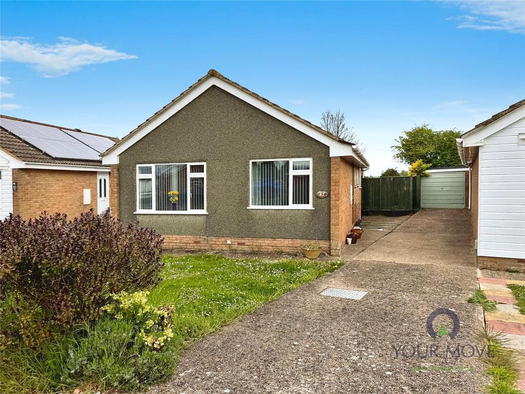 Tolkien Road, East Sussex BN23 3 bed bungalow - £325,000