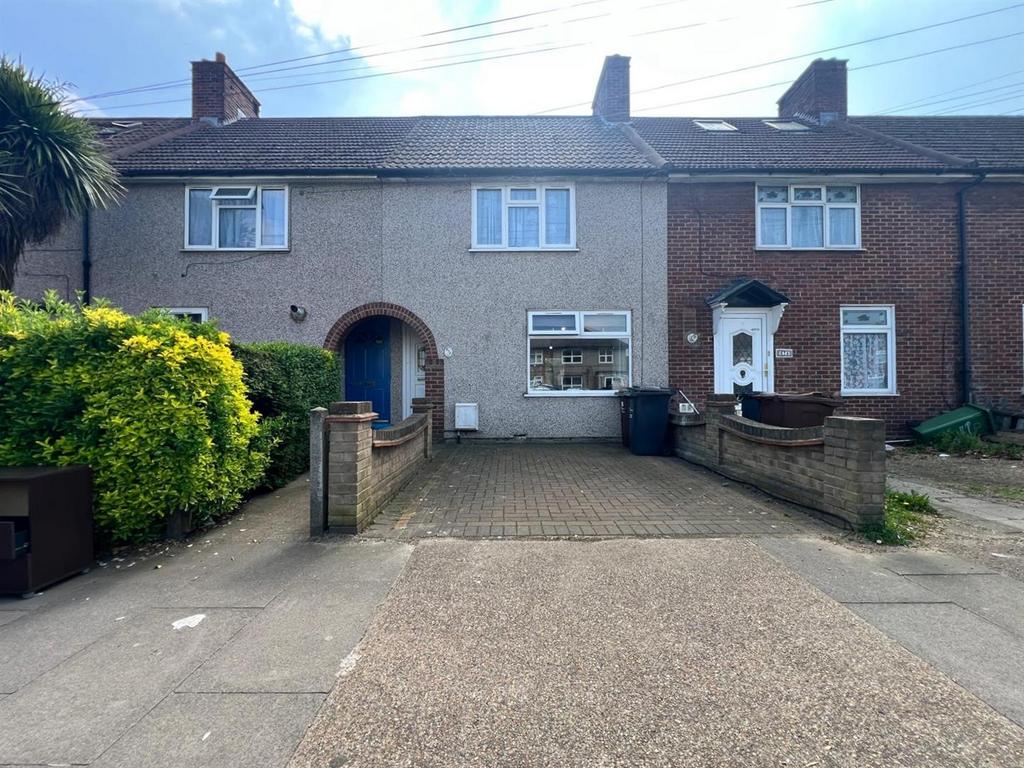 Longbridge Road, Dagenham 2 bed house for sale - £375,000