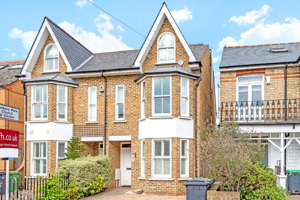 Clifton Road, Kingston Upon Thames... 4 bed house to rent - £4,675 pcm ...