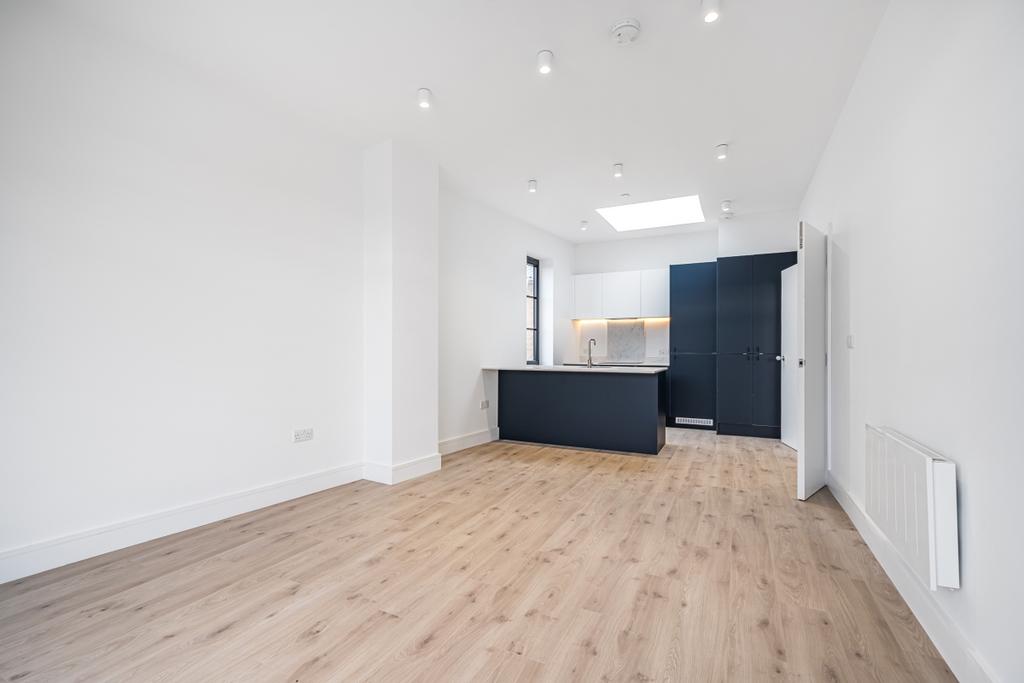 Mitcham Lane, London, SW16 1 bed flat to rent - £1,950 pcm (£450 pw)