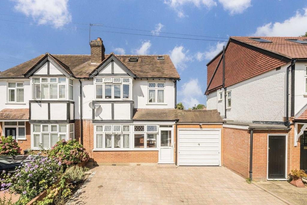 Holly Bush Lane, Hampton TW12 5 bed semi-detached house for sale - £ ...