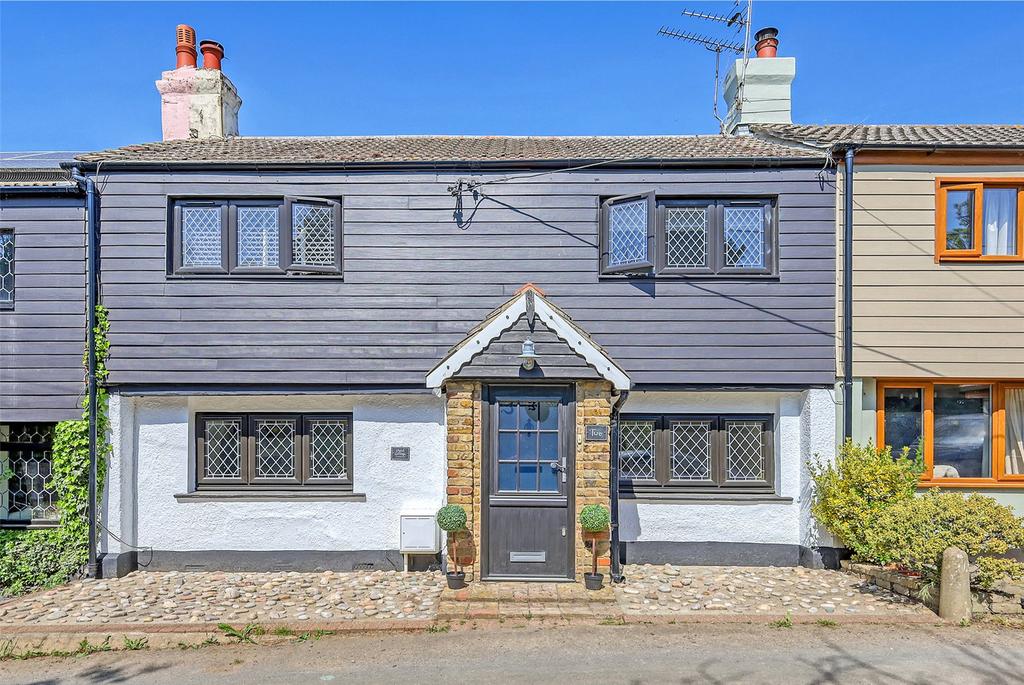 North Benfleet Hall Road, North... 2 bed terraced house - £400,000