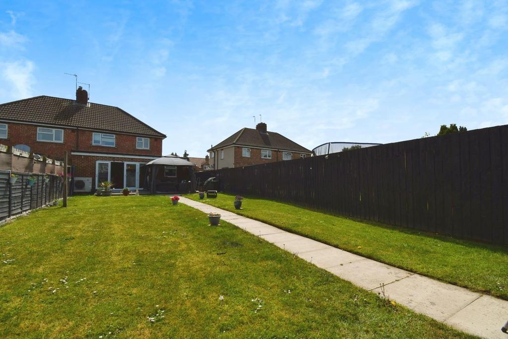 The Shepherdies, North Stainley, Ripon 3 bed semi-detached house - £275,000