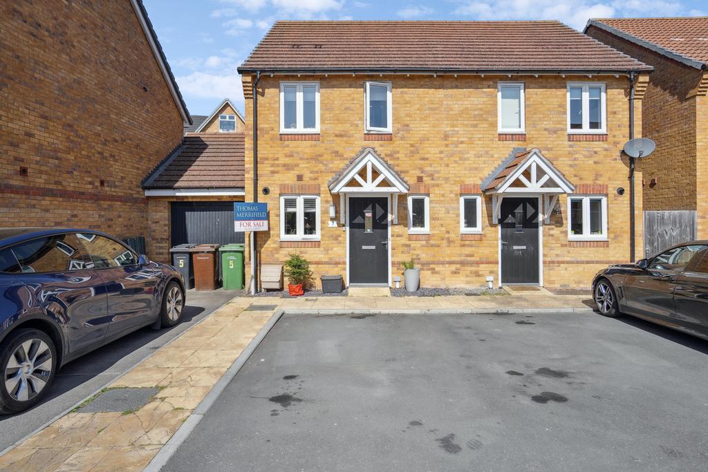 Woodpecker Way, Didcot, OX11 2 bed semi-detached house for sale - £315,000