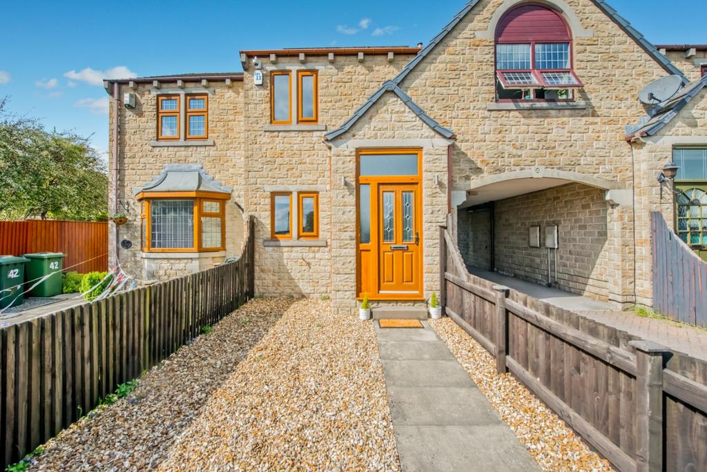 Child Lane, Roberttown, Liversedge, WF15 3 bed terraced house for sale ...
