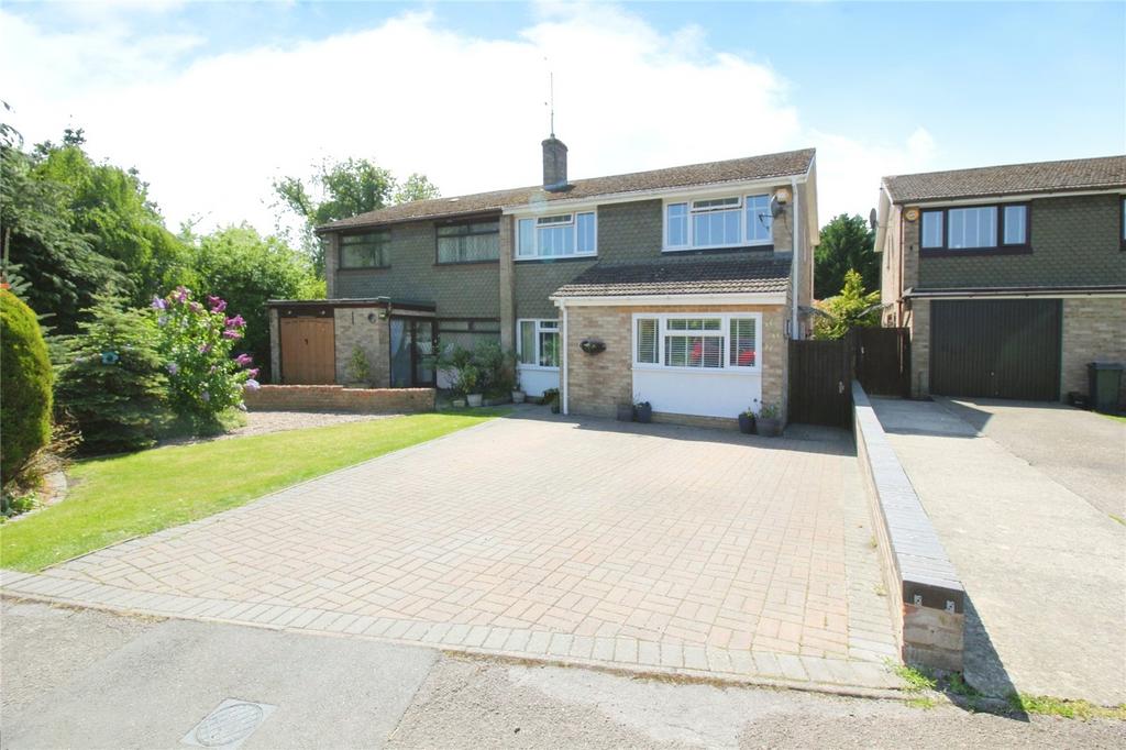 Circuit Lane, Reading RG30 4 bed semi-detached house for sale - £460,000