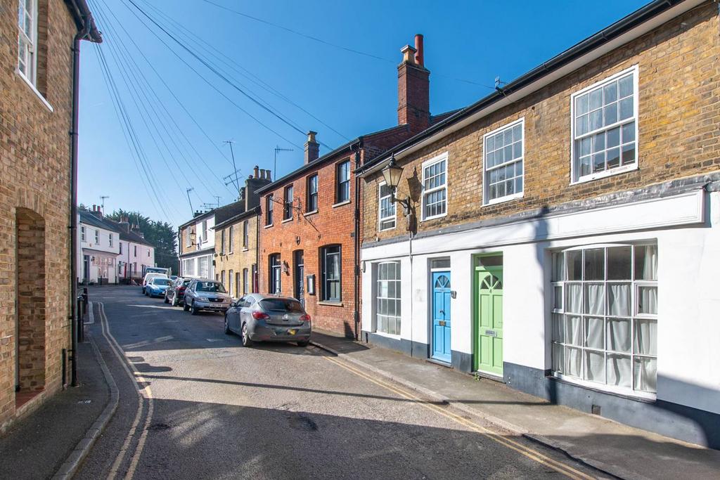 Crown Street, Harrow on the Hill... 4 bed terraced house - £750,000