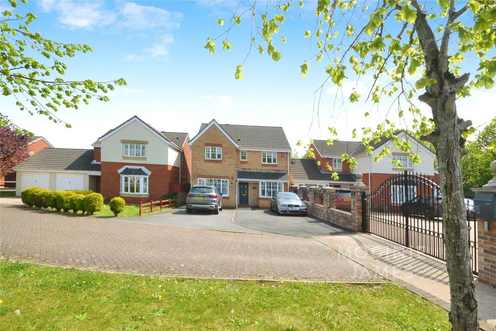Clos Hector, Pengam Green, Cardiff 4 bed detached house - £375,000