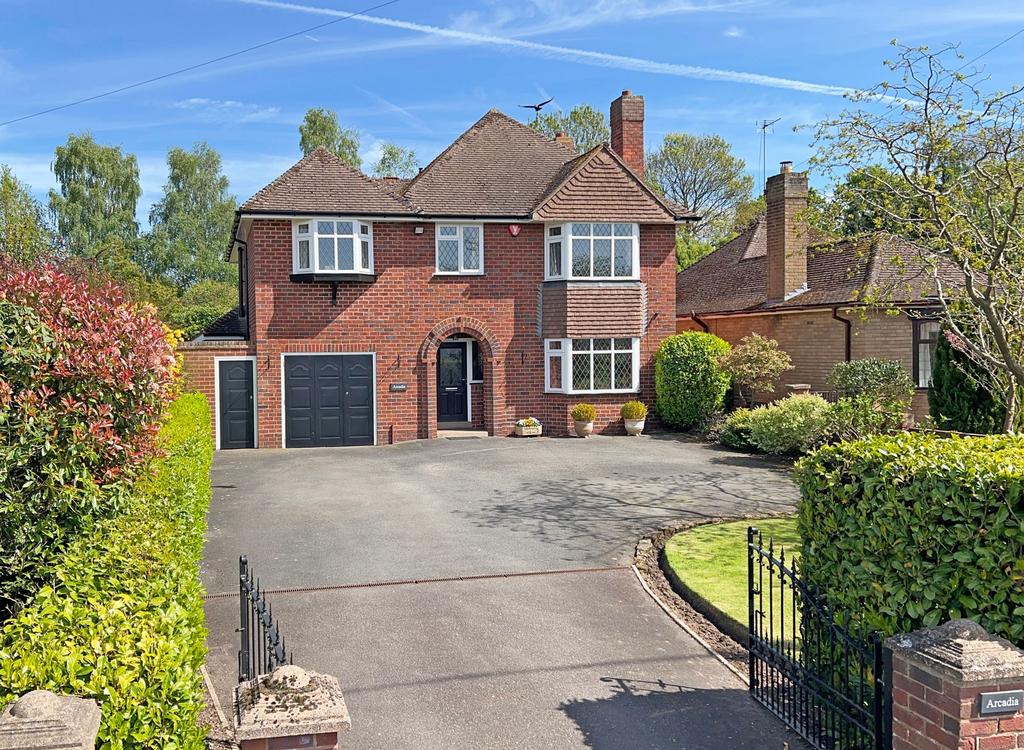 Shaw Lane, Wolverhampton WV7 5 bed detached house for sale - £750,000