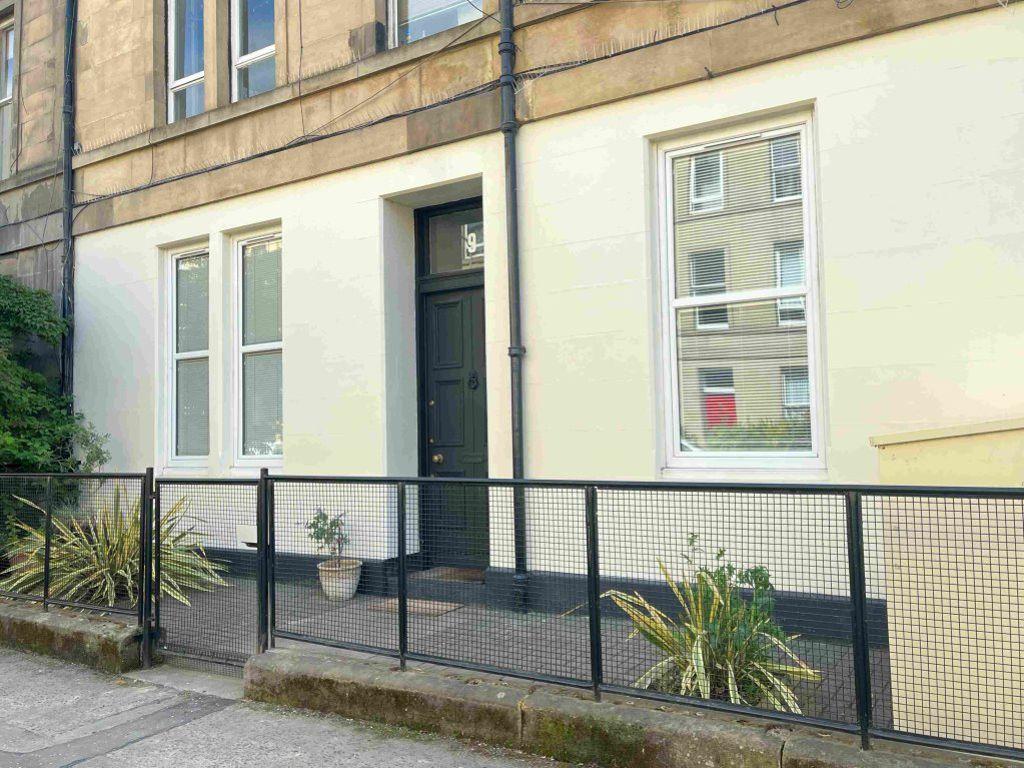 Panmure Place, Tollcross, Edinburgh 3 bed flat - £2,600 pcm (£600 pw)