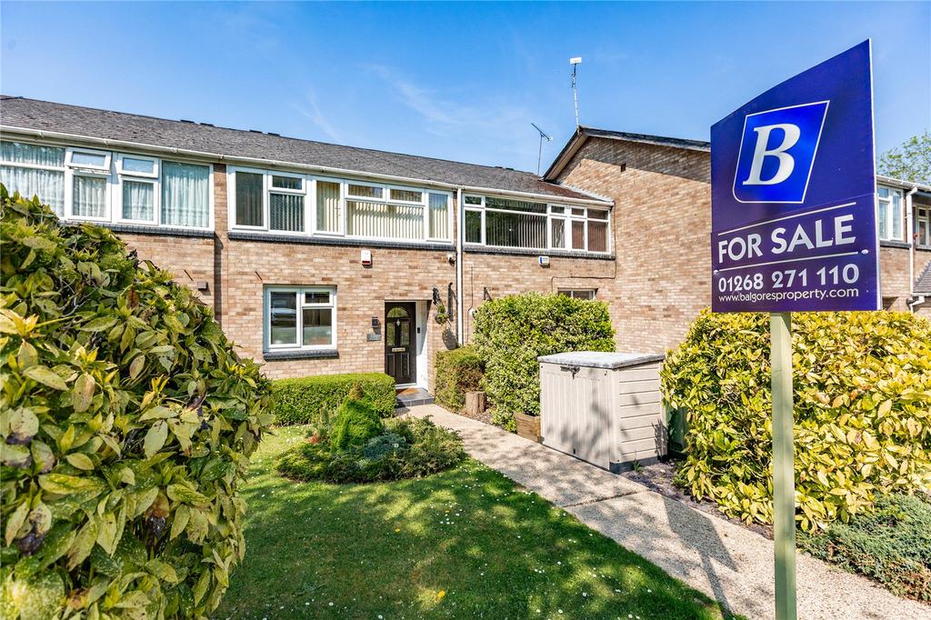Wickhay, Basildon, Essex, SS15 3 bed terraced house for sale - £350,000