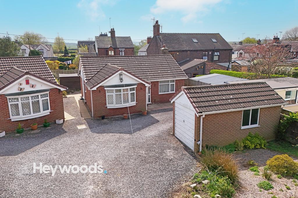 Cherryfields, Newcastle Road... 2 bed detached bungalow - £265,000