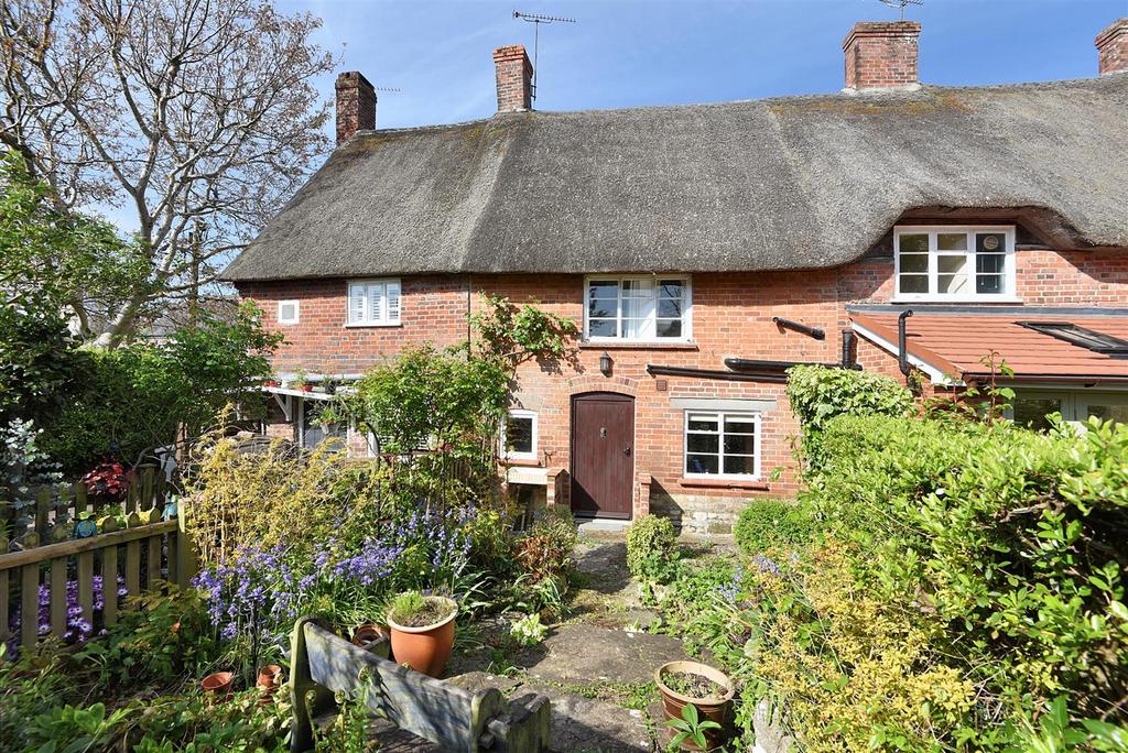 Church Street, Sturminster Newton 2 bed terraced house for sale - £235,000