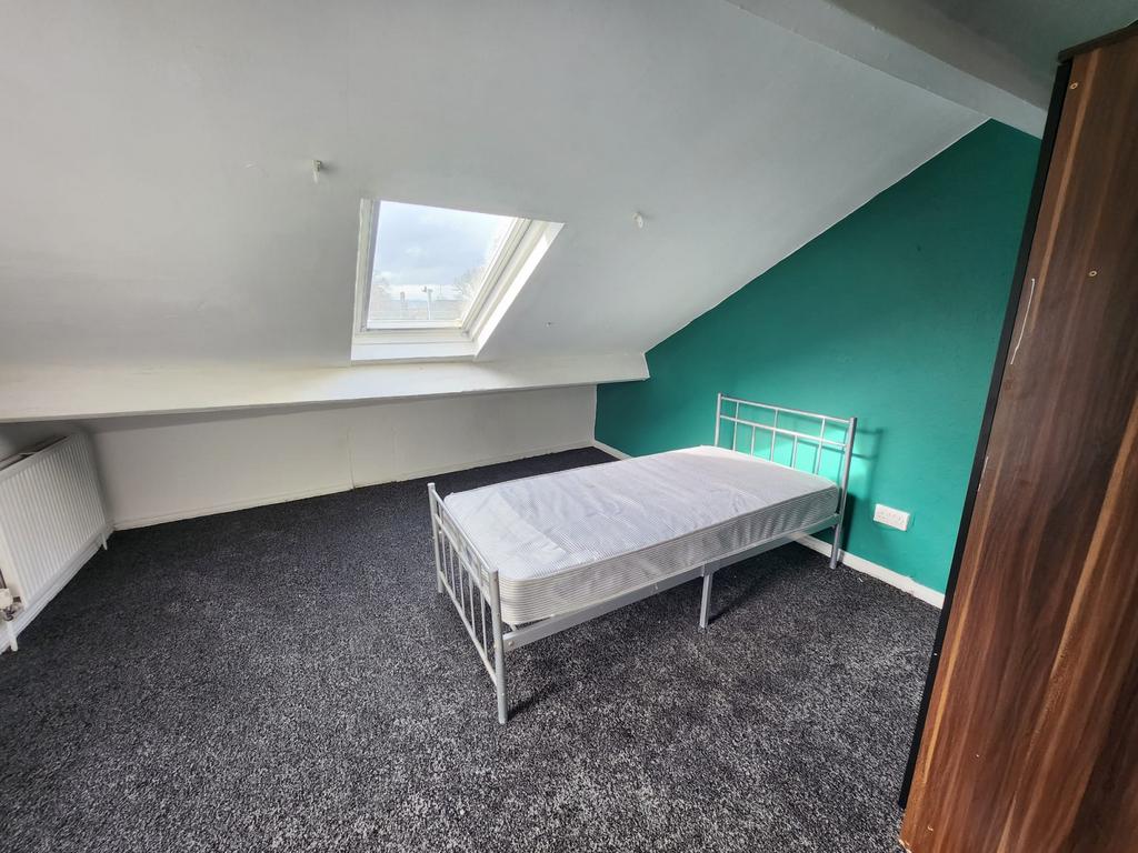 Little Horton Lane, BD5 0BU 1 bed in a house share to rent - £350 pcm ...