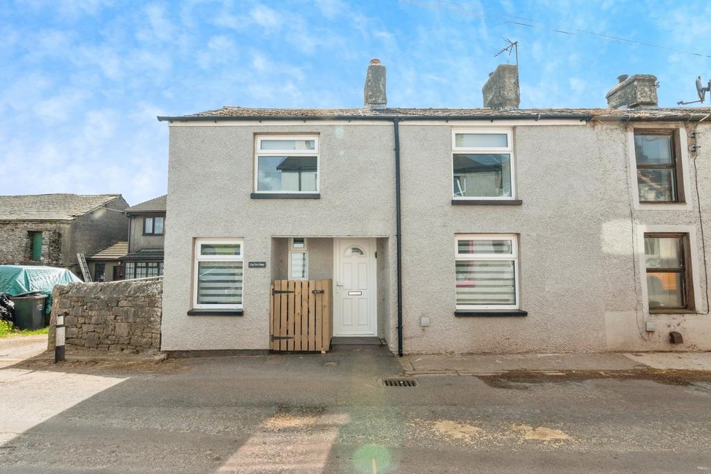 Long Lane, Barrow-in-Furness LA13 3 bed end of terrace house - £235,000