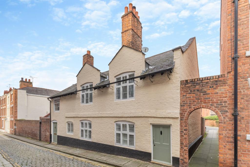 King Street, Chester, Cheshire 3 bed detached house for sale - £795,000