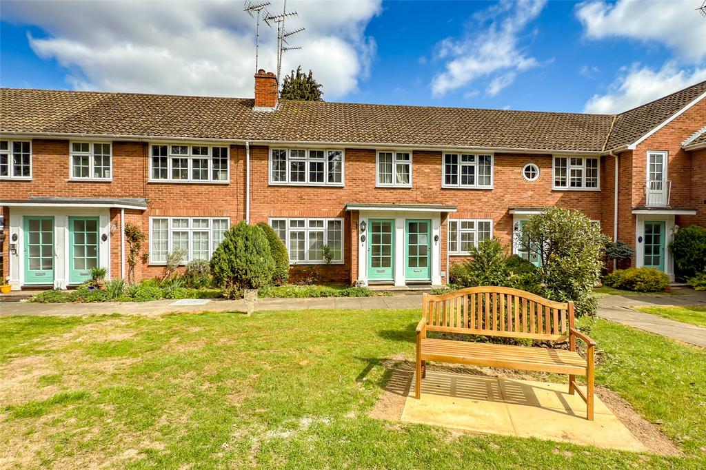 Westminster Court, St. Albans... 2 bed apartment for sale - £450,000