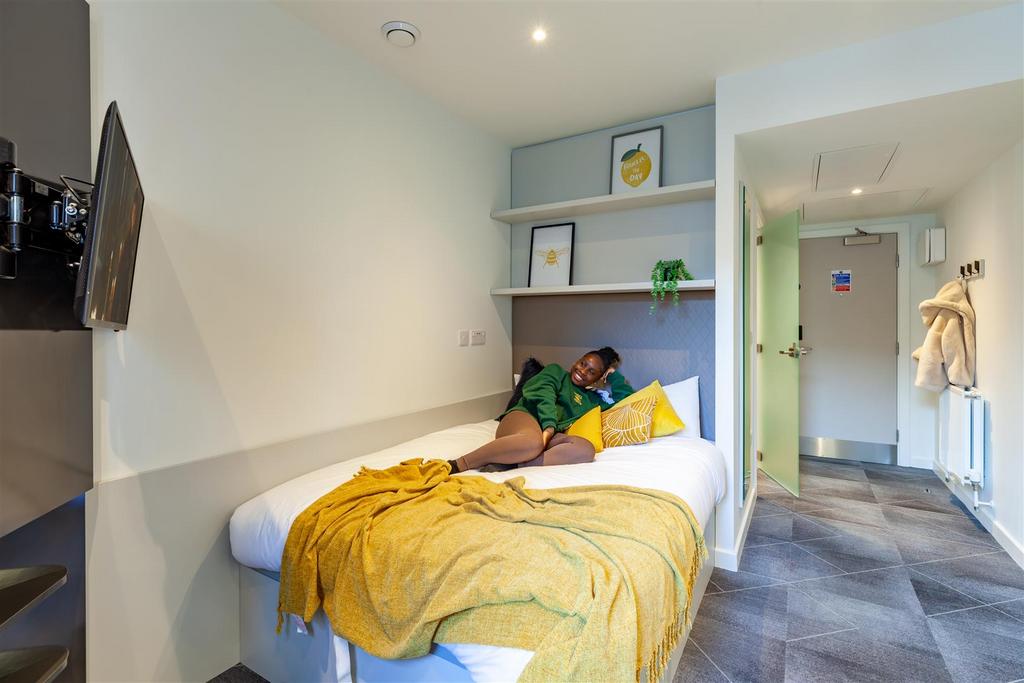 Upper Dean Street, Birmingham B5 1 bed in a flat share - £992 pcm (£229 pw)