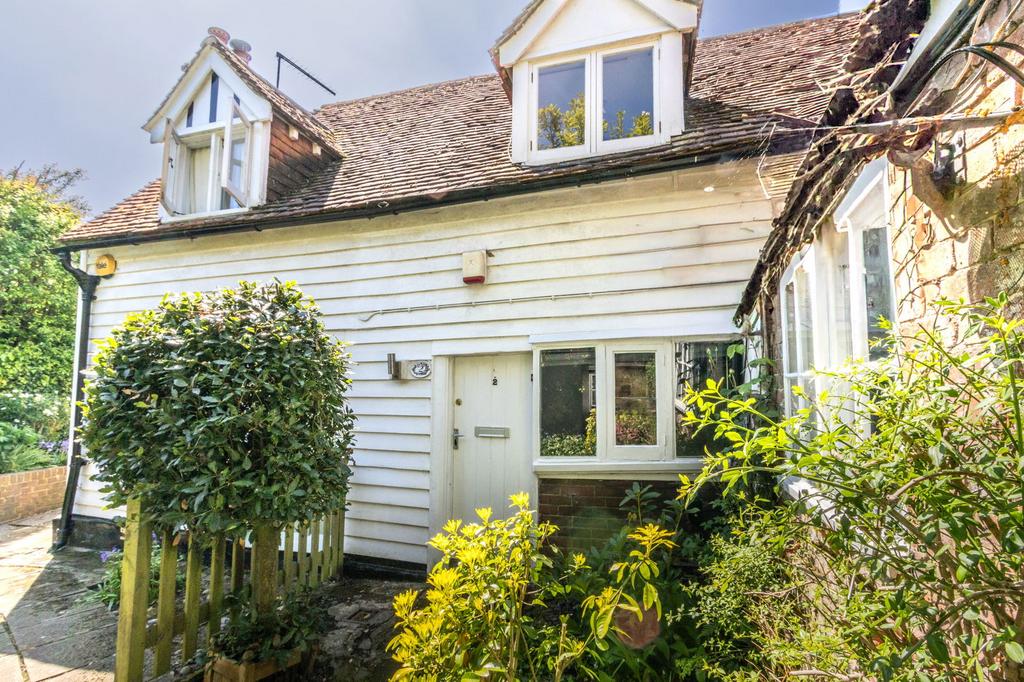 Available With No Onward Chain in... 2 bed terraced house - £300,000