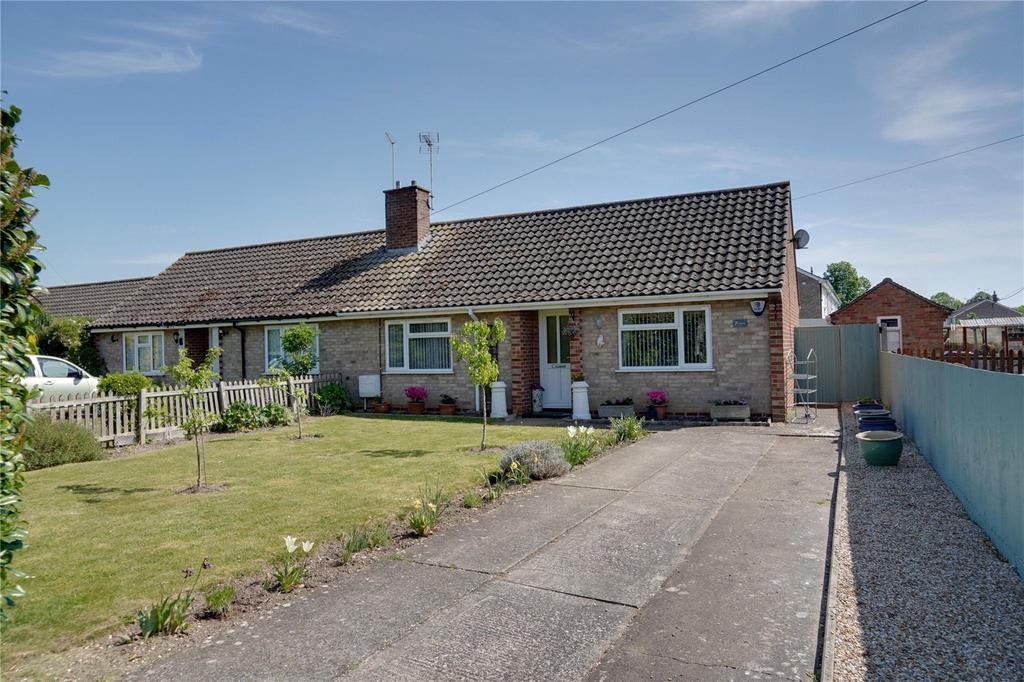 Wake Avenue, Mildenhall, Bury St.... 1 bed bungalow - £230,000