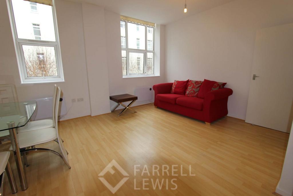Bromyard Avenue, London W3 1 bed apartment - £1,495 pcm (£345 pw)