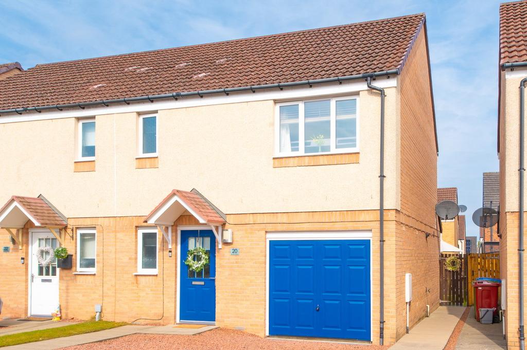 Sisman Place, Larbert, FK5 3 bed semi-detached house - £220,000