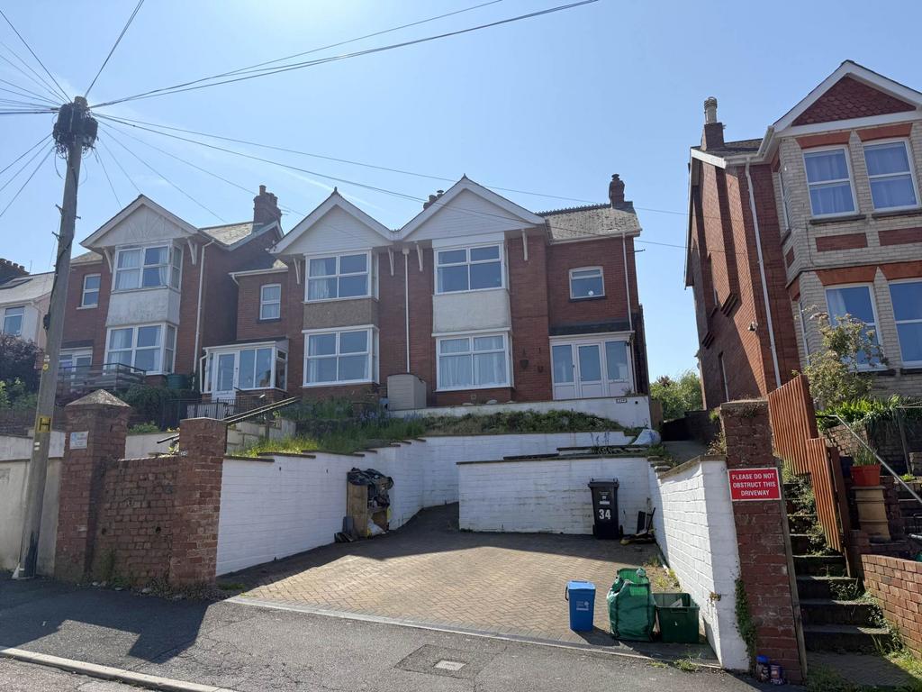 Ryll Grove, Exmouth 4 bed semi-detached house - £475,000