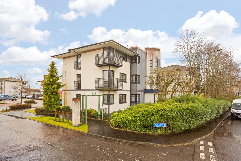 Whiteside Court, West Lothian EH48 2 bed apartment - £850 pcm (£196 pw)