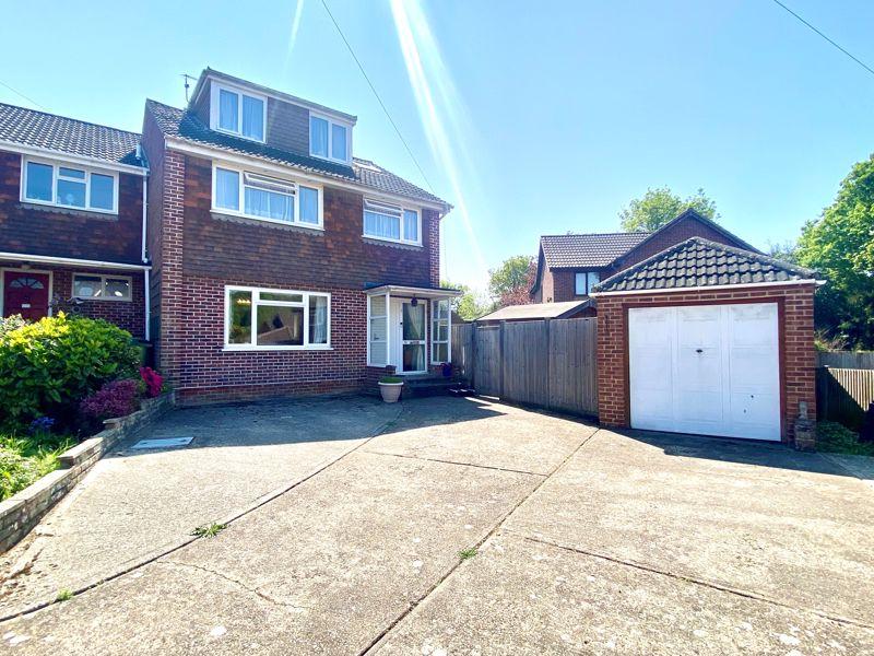 The Drive, Fareham PO16 5 bed end of terrace house for sale - £460,000