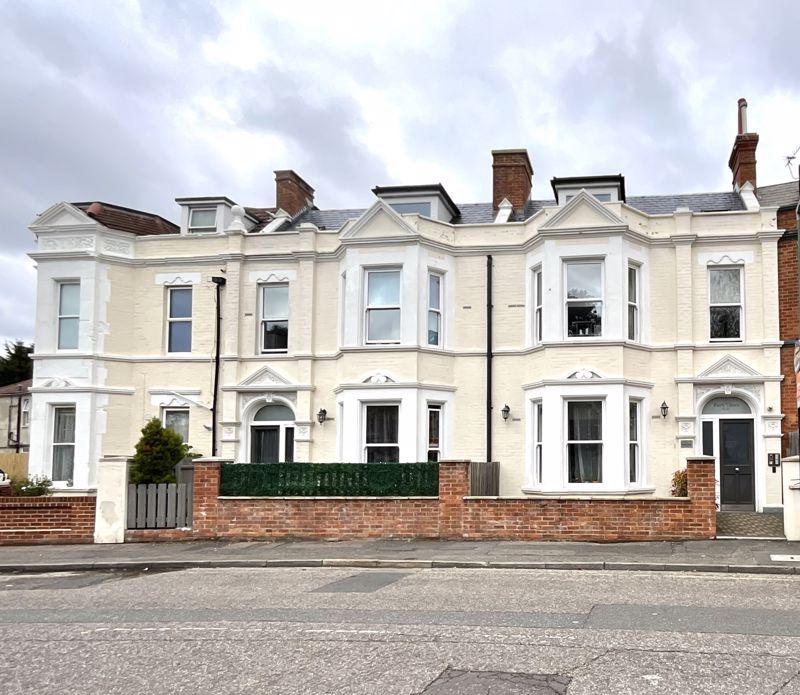 9-11 The Crescent, Boscombe, Bournemouth 1 bed apartment - £164,500