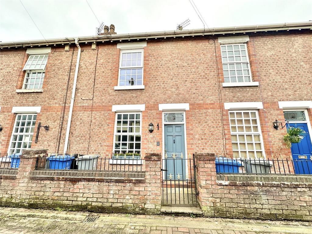 Barwick Place, Trafford M33 2 bed terraced house - £330,000