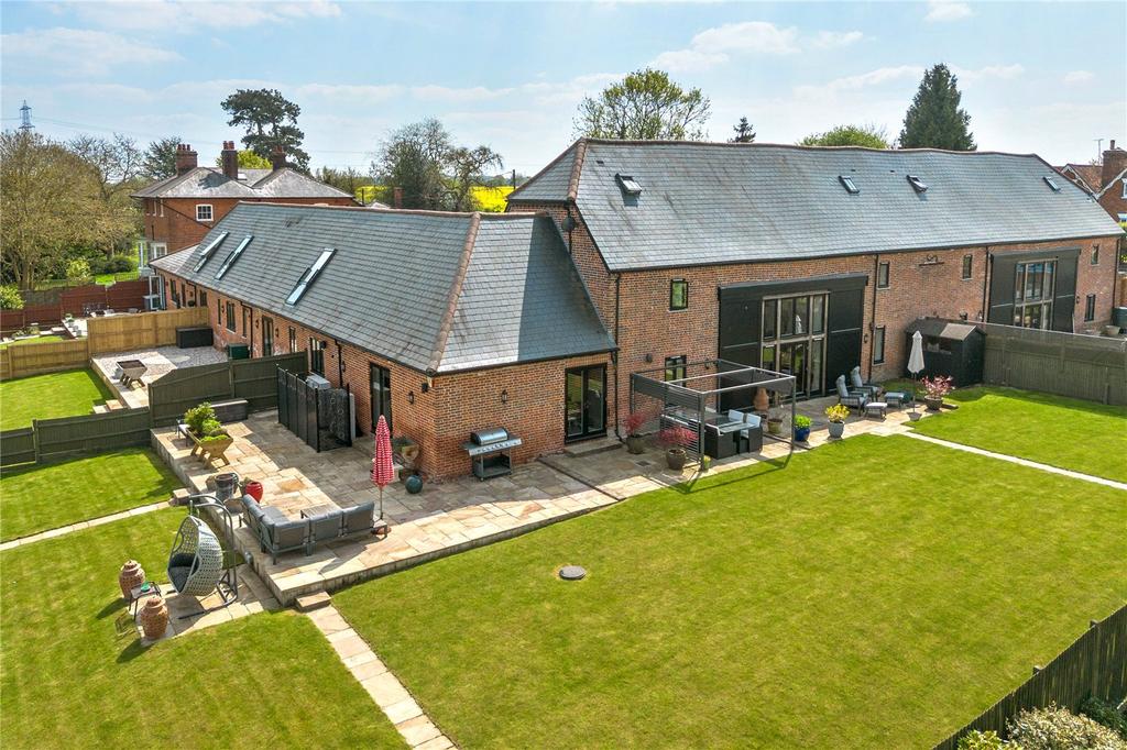 Stortford Road, Clavering, Nr Saffron... 4 bed house - £1,250,000