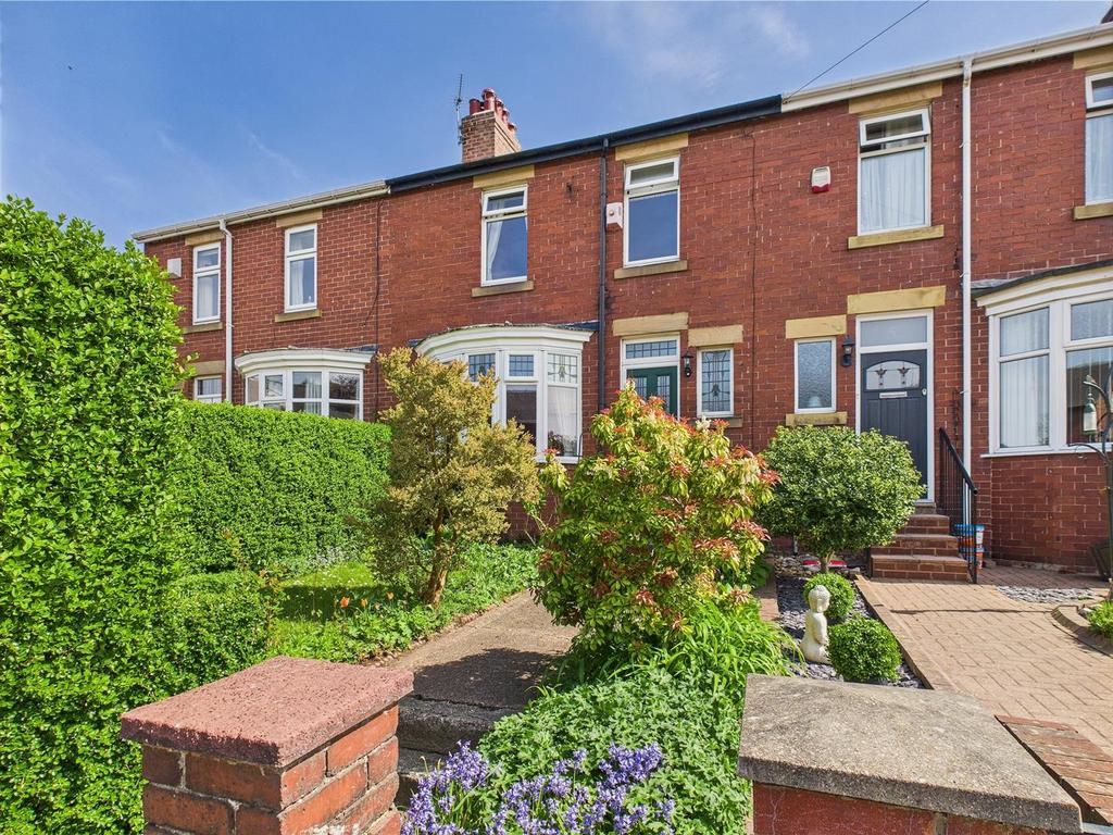 Salkeld Gardens, Gateshead NE9 3 bed terraced house - £220,000