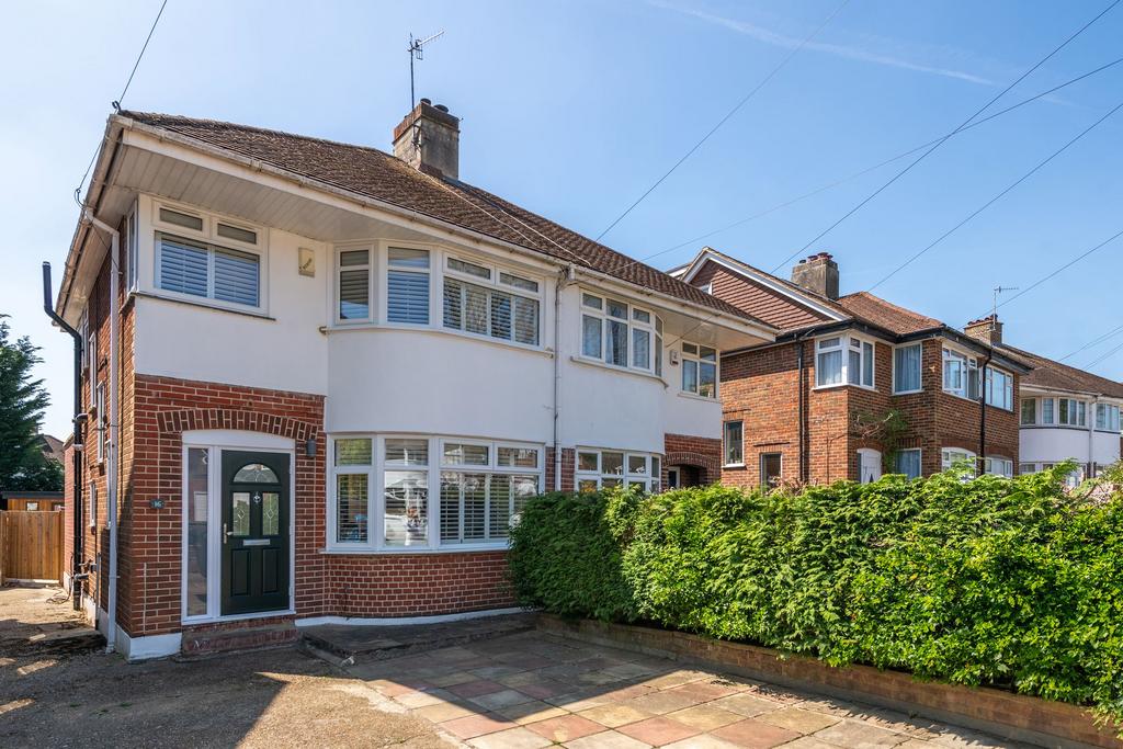 Kingsley Grove, Reigate, RH2 3 bed semi-detached house to rent - £2,350 ...