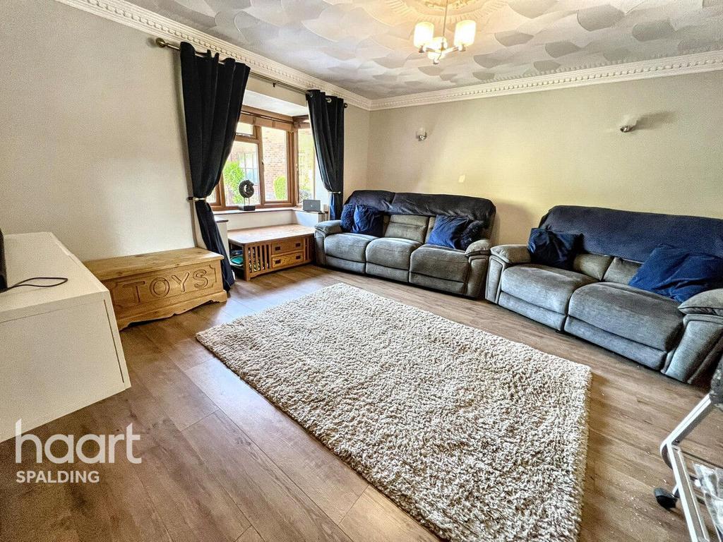 Sutton St James PE12 3 bed terraced house for sale - £260,000