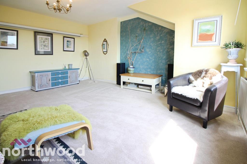 Lathom Road, Southport, PR9 2 bed flat - £700 pcm (£162 pw)