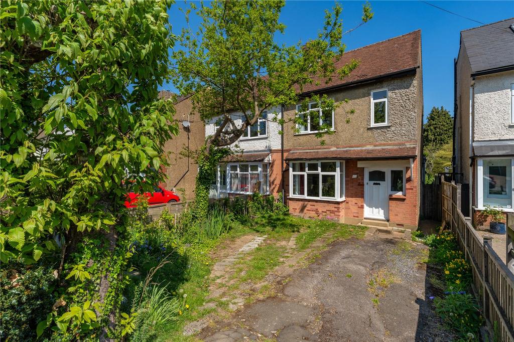 Sutton Road, Maidstone, ME15 3 bed semi-detached house for sale - £325,000
