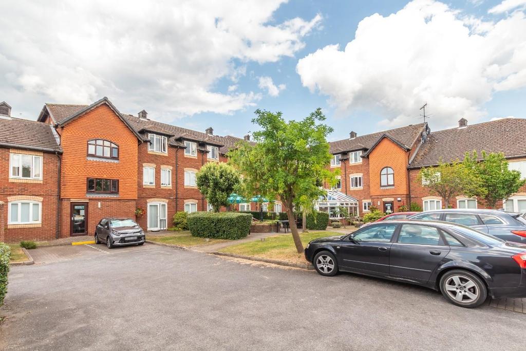 Millstream Way, Leighton Buzzard 2 bed retirement property for sale - £ ...