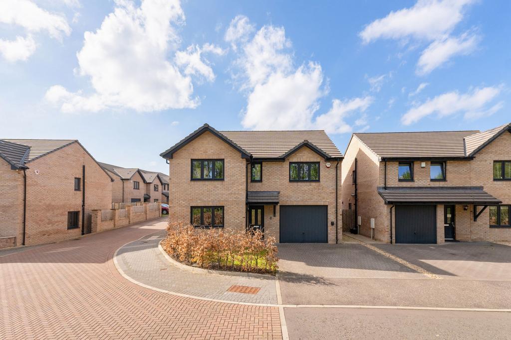 8 Burton Place, Gilmerton, Edinburgh... 5 bed detached house for sale ...