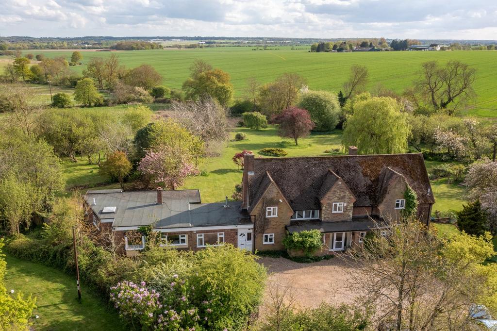 Hastingwood, Essex, CM17 7 bed detached house for sale - £1,880,000