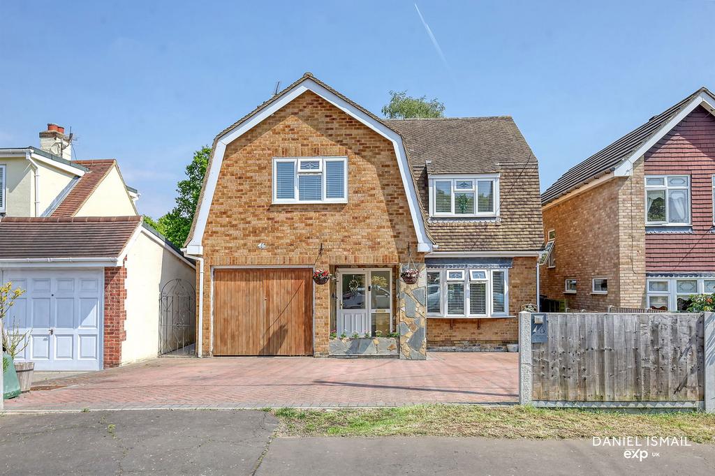 Shakespeare Avenue, Basildon SS16 5 bed detached house for sale - £750,000