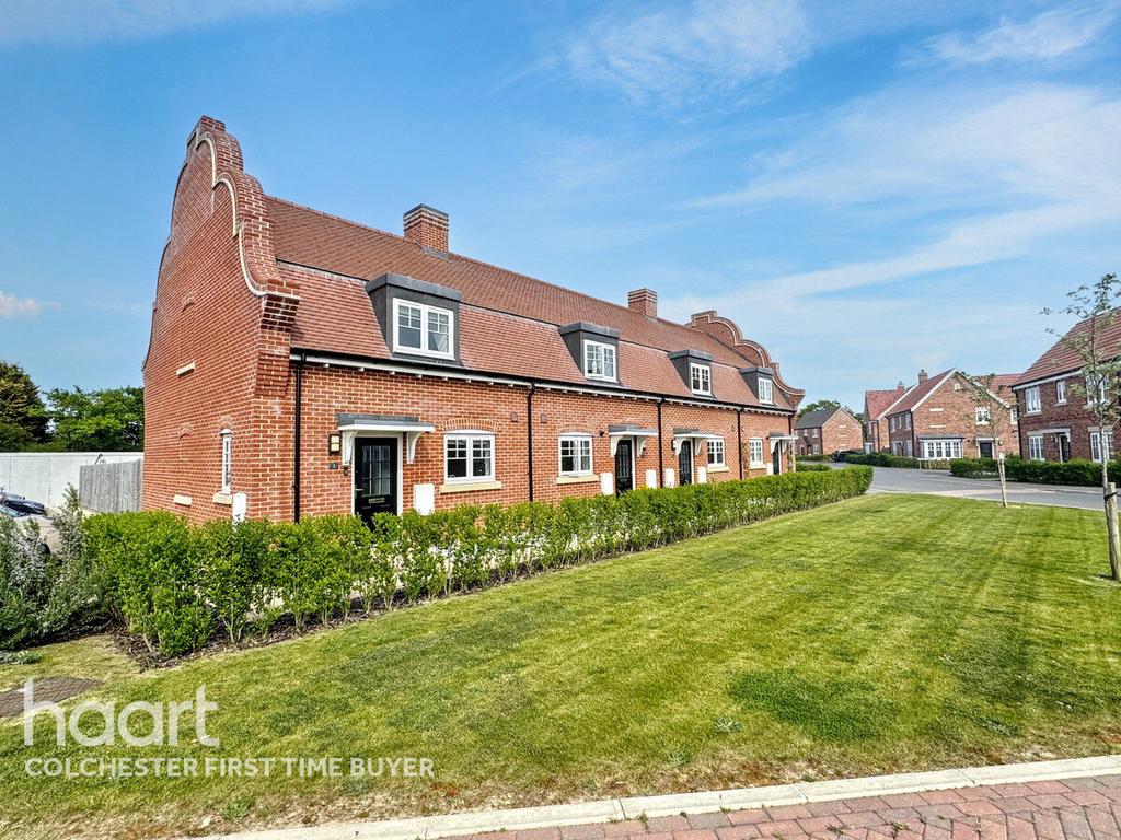 Tye Road, Colchester 2 bed end of terrace house - £290,000