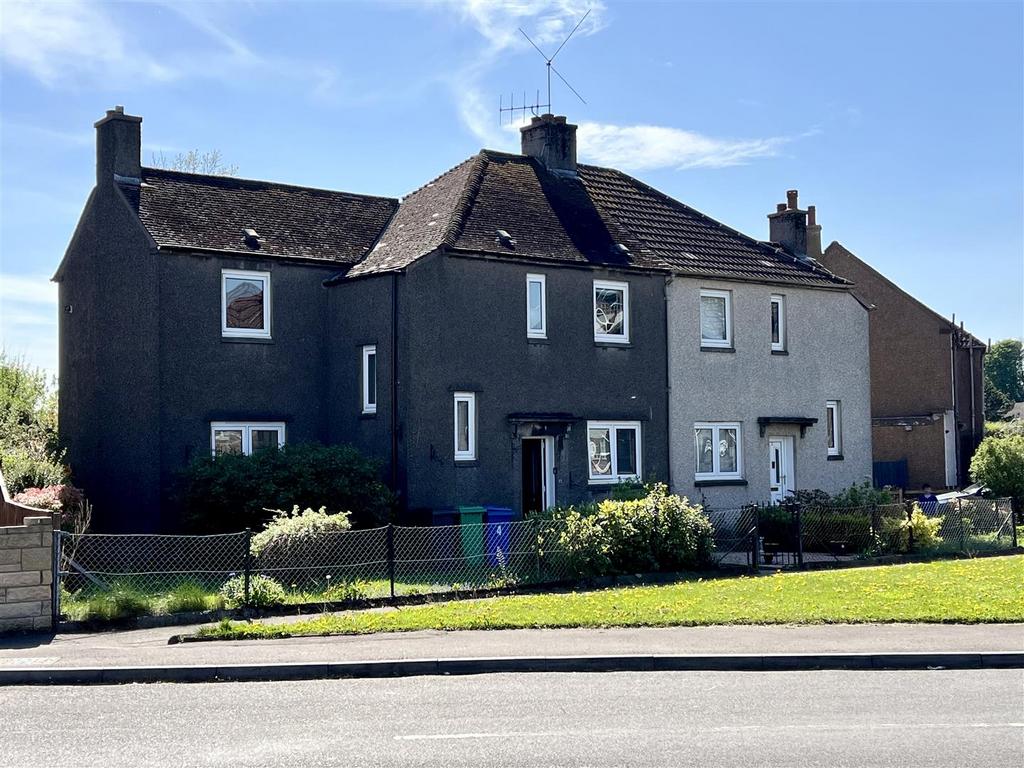Castle Terrace, Kennoway KY8 4 bed semi-detached house - £150,000