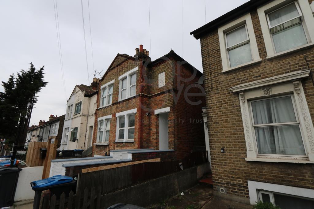 Whitehorse Road, Croydon, CR0 2 bed flat for sale - £290,000