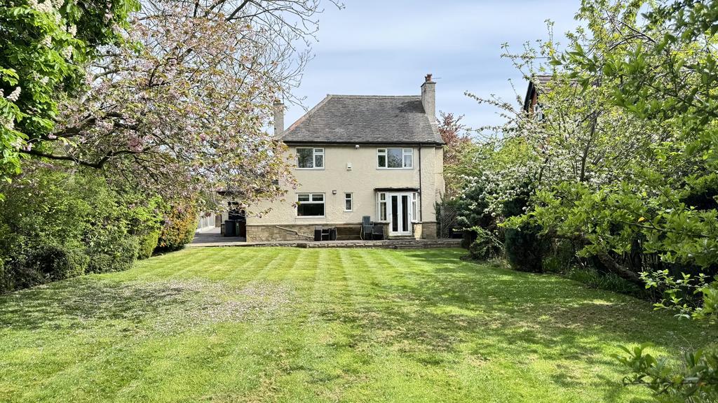 Spen Lane, West Park, Leeds, West... 4 bed detached house for sale - £ ...