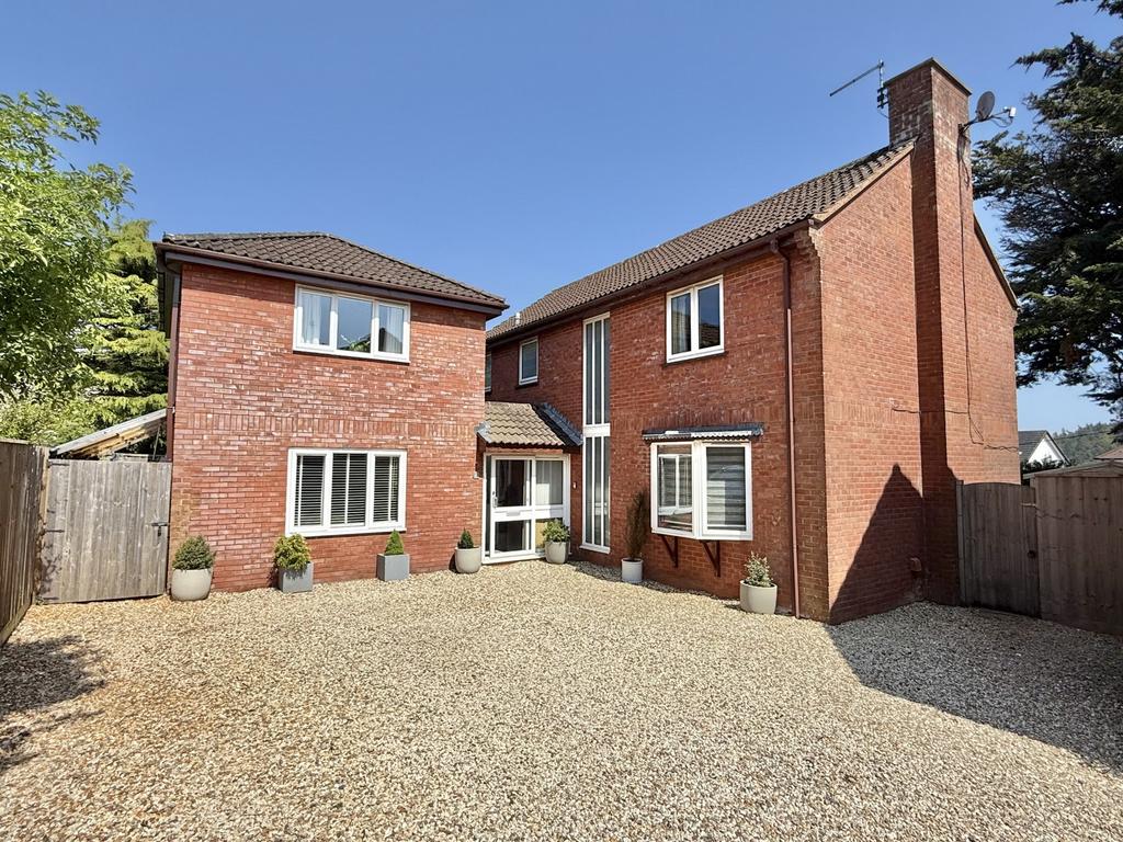 The Firs, Kennford, EX6 6 bed detached house - £650,000