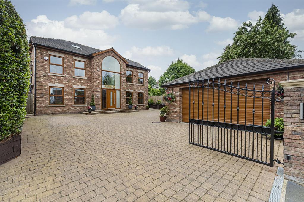George Lane, Wakefield WF4 6 bed detached house for sale - £1,275,000